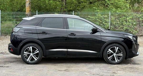Black Peugeot 3008 2021 in Vilnius, with an engine capacity of 1.60 L and mileage of 150 thousand km for 17990 €, photo 4 on AUTOMOTO.COM.LV