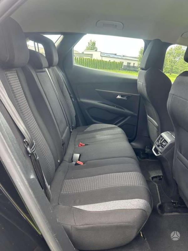 Black Peugeot 3008 2021 in Taurage, with an engine capacity of 1.50 L and mileage of 185 thousand km for 12600 €, photo 8 on AUTOMOTO.COM.LV