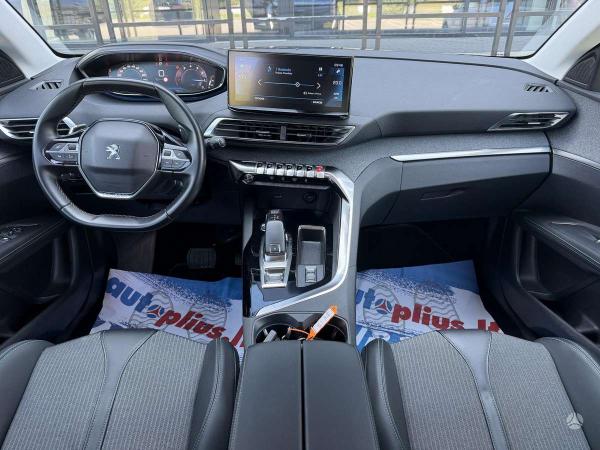 Black Peugeot 3008 2021 in Kaunas, with an engine capacity of 1.20 L and mileage of 146 thousand km for 13800 €, photo 2 on AUTOMOTO.COM.LV