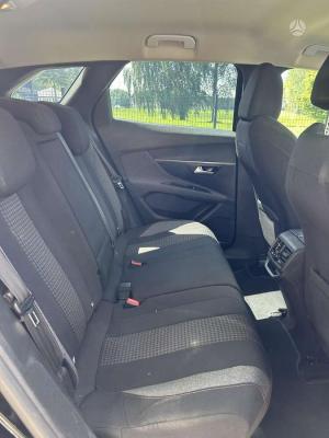 Melns Peugeot 3008 2021 Tauragė, ar dzinēja tilpumu 1.50 L un nobraukumu 186 tūkst. km par 12400 €, foto 9 vietnē AUTOMOTO.COM.LV