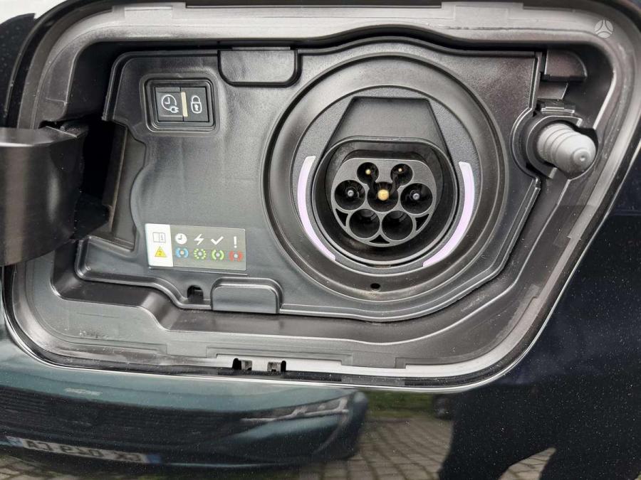 Melns Peugeot 3008 2021 Marijampole, ar dzinēja tilpumu 1.60 L un nobraukumu 111 tūkst. km par 17500 €, foto 20 vietnē AUTOMOTO.COM.LV