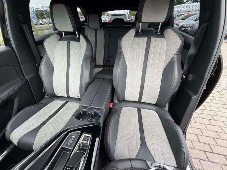 Melns Peugeot 3008 2021 Marijampole, ar dzinēja tilpumu 1.60 L un nobraukumu 111 tūkst. km par 17500 €, foto 24 vietnē AUTOMOTO.COM.LV