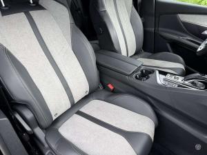Melns Peugeot 3008 2021 Marijampole, ar dzinēja tilpumu 1.60 L un nobraukumu 111 tūkst. km par 17500 €, foto 26 vietnē AUTOMOTO.COM.LV