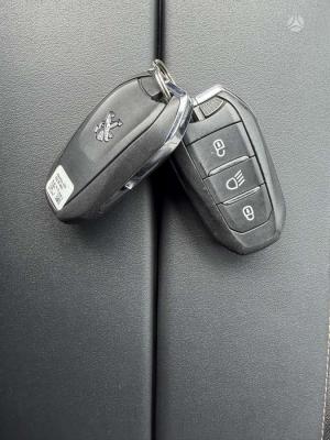 Melns Peugeot 3008 2021 Marijampole, ar dzinēja tilpumu 1.60 L un nobraukumu 111 tūkst. km par 17500 €, foto 36 vietnē AUTOMOTO.COM.LV