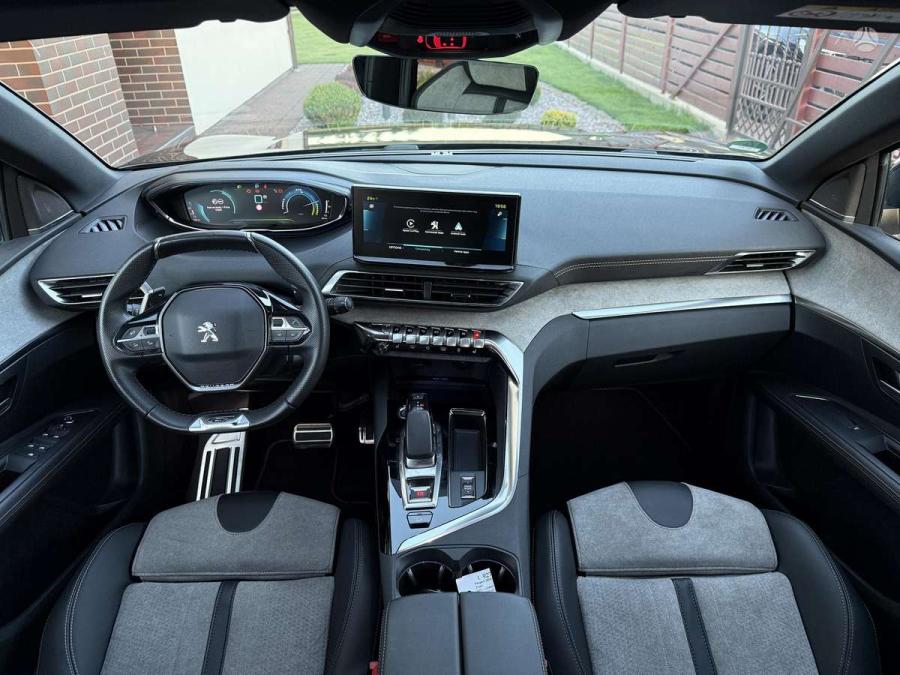 Black Peugeot 3008 2021 in Siauliai, with an engine capacity of 1.60 L and mileage of 166 thousand km for 19990 €, photo 15 on AUTOMOTO.COM.LV