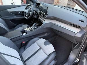 Black Peugeot 3008 2021 in Siauliai, with an engine capacity of 1.60 L and mileage of 166 thousand km for 19990 €, photo 26 on AUTOMOTO.COM.LV