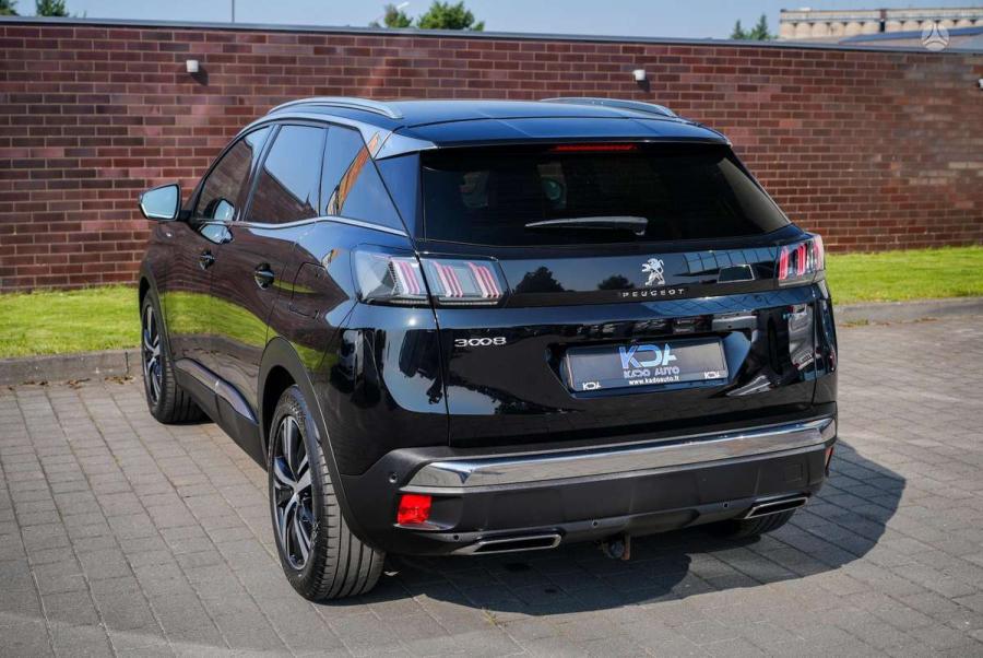 Black Peugeot 3008 2021 in Kaunas, with an engine capacity of 1.60 L and mileage of 182 thousand km for 17750 €, photo 11 on AUTOMOTO.COM.LV