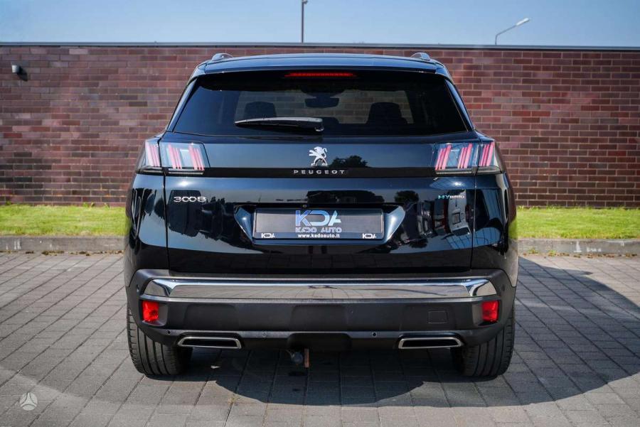 Black Peugeot 3008 2021 in Kaunas, with an engine capacity of 1.60 L and mileage of 182 thousand km for 17750 €, photo 12 on AUTOMOTO.COM.LV