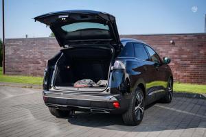 Black Peugeot 3008 2021 in Kaunas, with an engine capacity of 1.60 L and mileage of 182 thousand km for 17750 €, photo 15 on AUTOMOTO.COM.LV