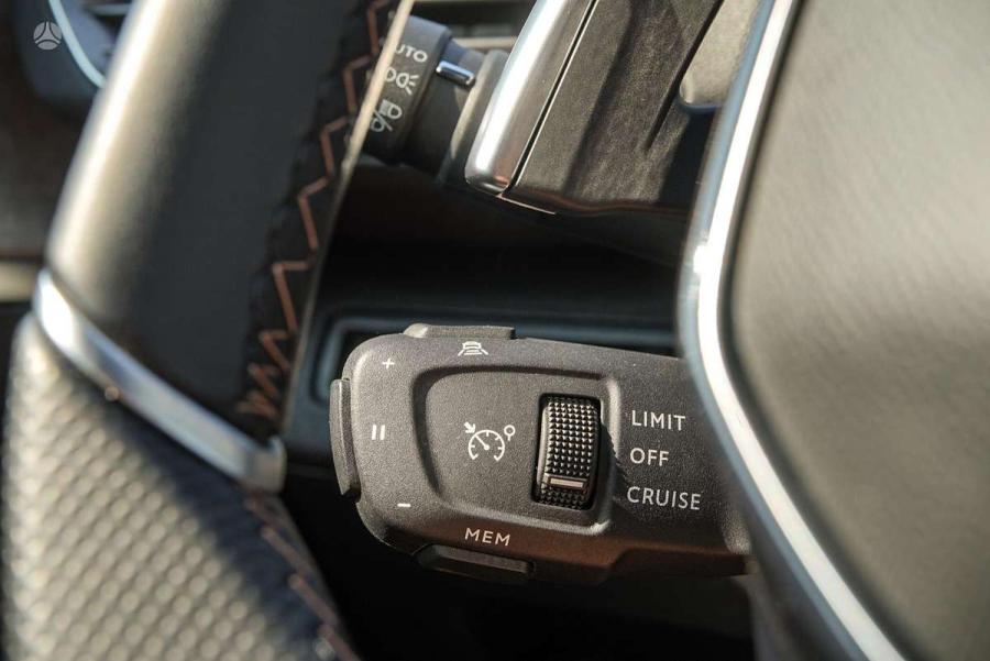 Black Peugeot 3008 2021 in Kaunas, with an engine capacity of 1.60 L and mileage of 182 thousand km for 17750 €, photo 25 on AUTOMOTO.COM.LV