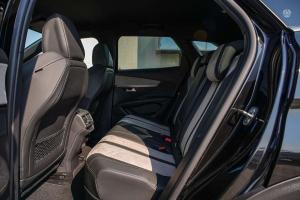 Black Peugeot 3008 2021 in Kaunas, with an engine capacity of 1.60 L and mileage of 182 thousand km for 17750 €, photo 35 on AUTOMOTO.COM.LV