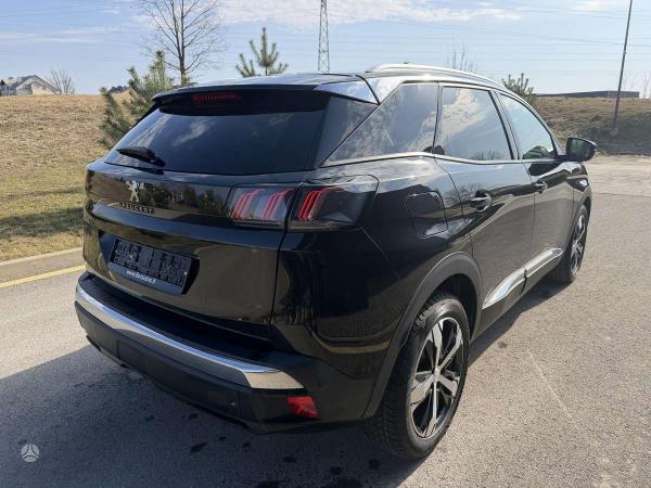 Black Peugeot 3008 2021 in Kaunas, with an engine capacity of 1.20 L and mileage of 184 thousand km for 13200 €, photo 6 on AUTOMOTO.COM.LV