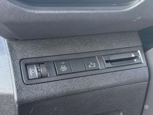 Melns Peugeot 3008 2021 Kauņa, ar dzinēja tilpumu 1.20 L un nobraukumu 184 tūkst. km par 13200 €, foto 26 vietnē AUTOMOTO.COM.LV