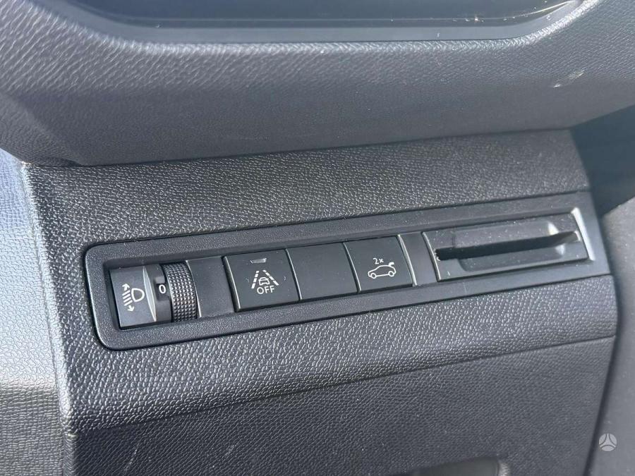 Melns Peugeot 3008 2021 Kauņa, ar dzinēja tilpumu 1.20 L un nobraukumu 184 tūkst. km par 13200 €, foto 26 vietnē AUTOMOTO.COM.LV