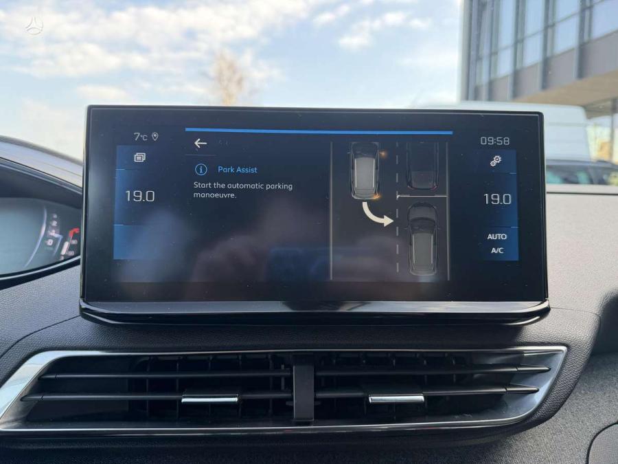 Melns Peugeot 3008 2021 Kauņa, ar dzinēja tilpumu 1.20 L un nobraukumu 184 tūkst. km par 13200 €, foto 30 vietnē AUTOMOTO.COM.LV