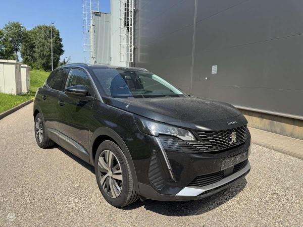 Black Peugeot 3008 2021 in Alytus, with an engine capacity of 1.50 L and mileage of 259 thousand km for 11950 €, photo 2 on AUTOMOTO.COM.LV