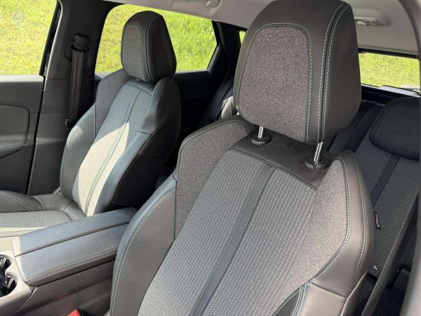 Black Peugeot 3008 2021 in Alytus, with an engine capacity of 1.50 L and mileage of 259 thousand km for 11950 €, photo 8 on AUTOMOTO.COM.LV