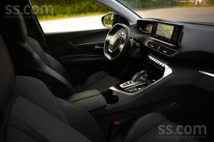 Black Peugeot 3008 2021 in Jelgava, with an engine capacity of 1.50 L and mileage of 0 thousand km for 15990 €, photo 9 on AUTOMOTO.COM.LV