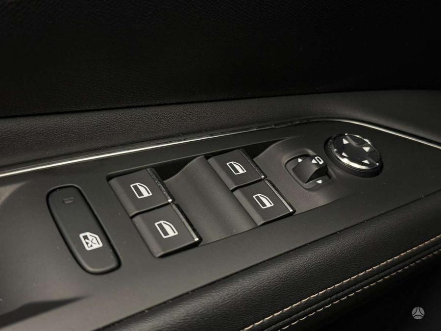 Melns Peugeot 3008 2021 Viļņa, ar dzinēja tilpumu 1.20 L un nobraukumu 151 tūkst. km par 16190 €, foto 15 vietnē AUTOMOTO.COM.LV