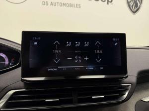 Melns Peugeot 3008 2021 Viļņa, ar dzinēja tilpumu 1.20 L un nobraukumu 151 tūkst. km par 16190 €, foto 23 vietnē AUTOMOTO.COM.LV