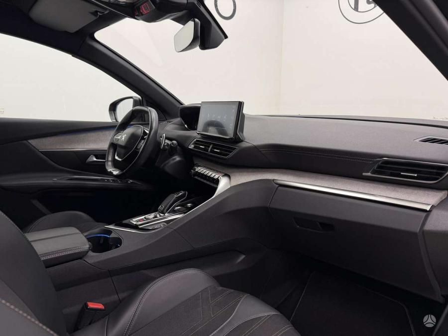Melns Peugeot 3008 2021 Viļņa, ar dzinēja tilpumu 1.20 L un nobraukumu 151 tūkst. km par 16190 €, foto 28 vietnē AUTOMOTO.COM.LV