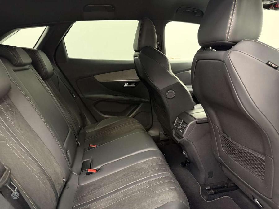 Melns Peugeot 3008 2021 Viļņa, ar dzinēja tilpumu 1.20 L un nobraukumu 151 tūkst. km par 16190 €, foto 31 vietnē AUTOMOTO.COM.LV
