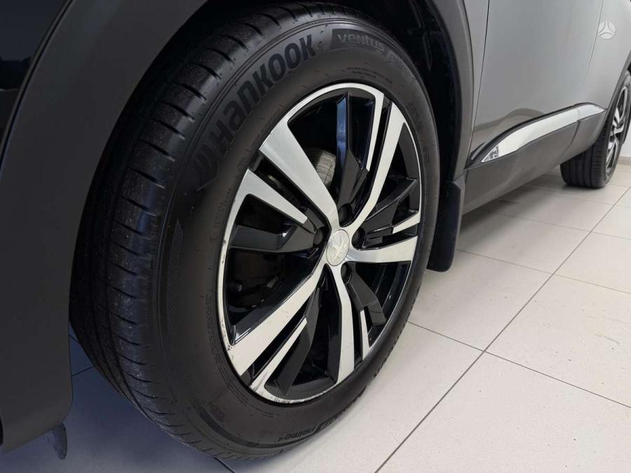 Melns Peugeot 3008 2021 Viļņa, ar dzinēja tilpumu 1.20 L un nobraukumu 151 tūkst. km par 16190 €, foto 36 vietnē AUTOMOTO.COM.LV