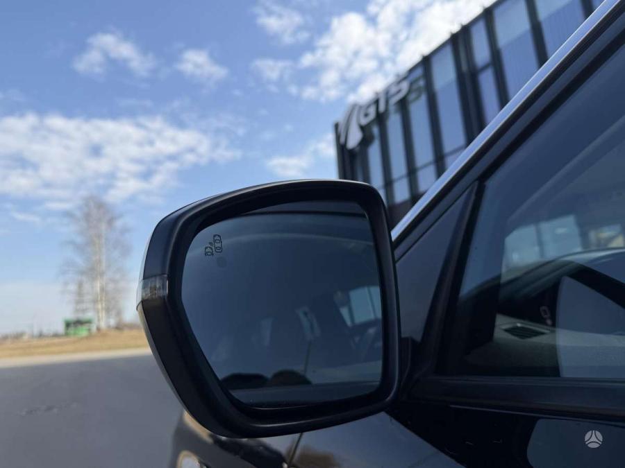 Black Peugeot 3008 2021 in Kaunas, with an engine capacity of 1.20 L and mileage of 184 thousand km for 13200 €, photo 16 on AUTOMOTO.COM.LV
