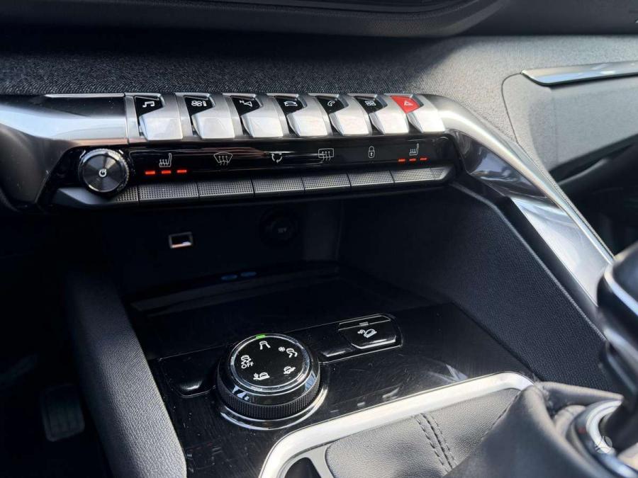 Melns Peugeot 3008 2021 Kauņa, ar dzinēja tilpumu 1.20 L un nobraukumu 184 tūkst. km par 12900 €, foto 26 vietnē AUTOMOTO.COM.LV