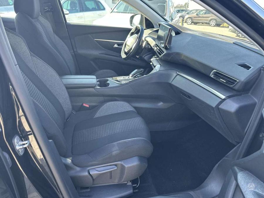 Melns Peugeot 3008 2021 Tauragė, ar dzinēja tilpumu 1.50 L un nobraukumu 180 tūkst. km par 11500 €, foto 9 vietnē AUTOMOTO.COM.LV