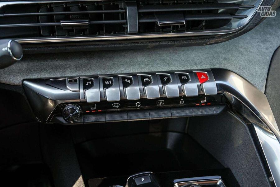 Melns Peugeot 3008 2021 Kauņa, ar dzinēja tilpumu 1.60 L un nobraukumu 182 tūkst. km par 17150 €, foto 23 vietnē AUTOMOTO.COM.LV