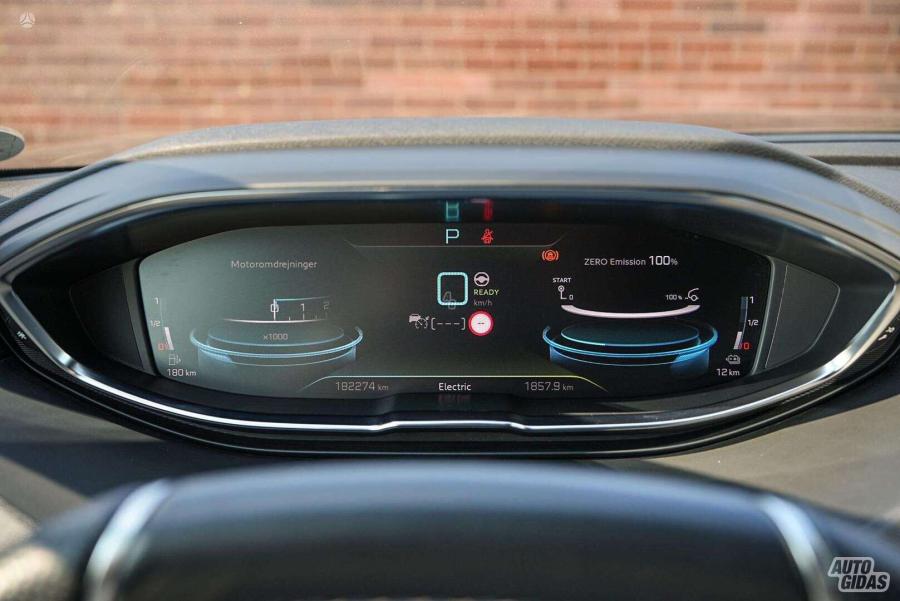 Melns Peugeot 3008 2021 Kauņa, ar dzinēja tilpumu 1.60 L un nobraukumu 182 tūkst. km par 17150 €, foto 26 vietnē AUTOMOTO.COM.LV