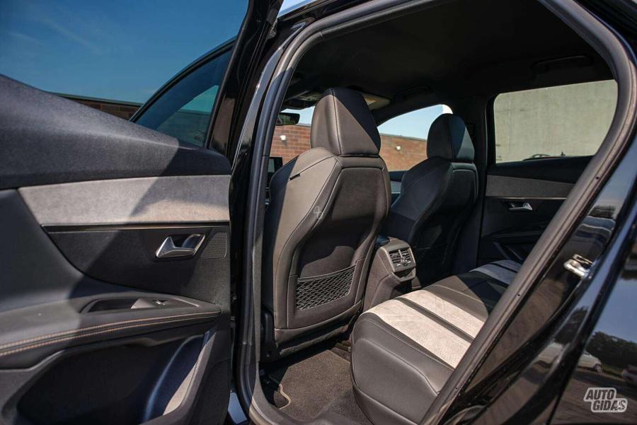 Melns Peugeot 3008 2021 Kauņa, ar dzinēja tilpumu 1.60 L un nobraukumu 182 tūkst. km par 17150 €, foto 34 vietnē AUTOMOTO.COM.LV