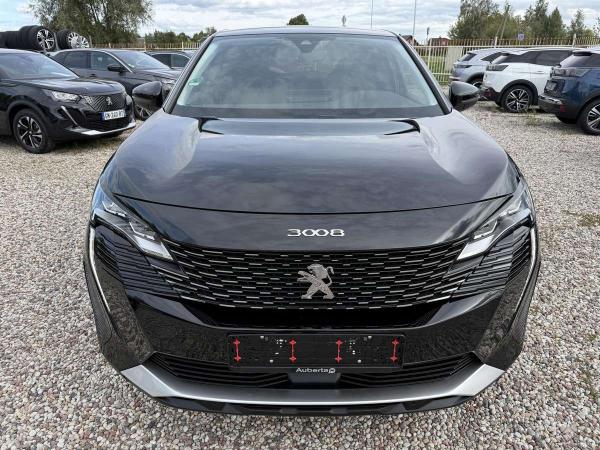 Peugeot 3008 2021 in Marijampole on AUTOMOTO.COM.LV Black Peugeot 3008 2021 in Marijampole, with an engine capacity of 1.60 L and mileage of 123 thousand km for 16595 €, photo 3 on AUTOMOTO.COM.LV