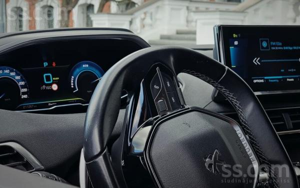 Melns Peugeot 3008 2021 Jelgava, ar dzinēja tilpumu 1.60 L un nobraukumu 211 tūkst. km par 16500 €, foto 1 vietnē AUTOMOTO.COM.LV