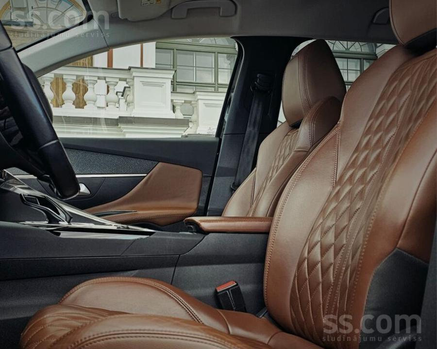 Black Peugeot 3008 2021 in Jelgava, with an engine capacity of 1.60 L and mileage of 211 thousand km for 16500 €, photo 4 on AUTOMOTO.COM.LV