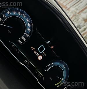 Black Peugeot 3008 2021 in Jelgava, with an engine capacity of 1.60 L and mileage of 211 thousand km for 16500 €, photo 8 on AUTOMOTO.COM.LV