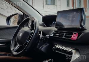 Black Peugeot 3008 2021 in Jelgava, with an engine capacity of 1.60 L and mileage of 211 thousand km for 16500 €, photo 13 on AUTOMOTO.COM.LV