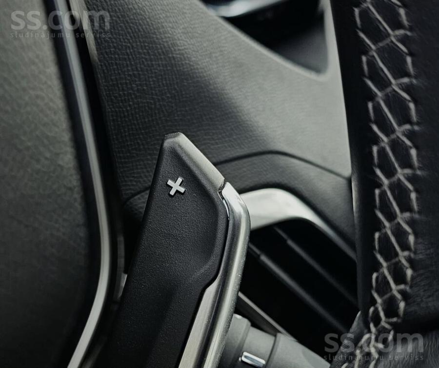 Black Peugeot 3008 2021 in Jelgava, with an engine capacity of 1.60 L and mileage of 211 thousand km for 16500 €, photo 15 on AUTOMOTO.COM.LV