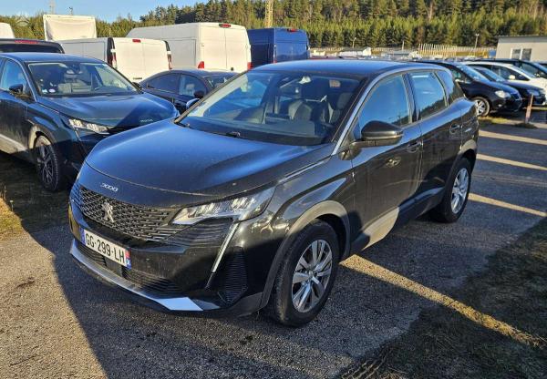 Melns Peugeot 3008 2022 Viļņa, ar dzinēja tilpumu 1.20 L un nobraukumu 143 tūkst. km par 14399 €, foto 3 vietnē AUTOMOTO.COM.LV