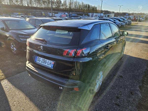 Melns Peugeot 3008 2022 Viļņa, ar dzinēja tilpumu 1.20 L un nobraukumu 143 tūkst. km par 14399 €, foto 5 vietnē AUTOMOTO.COM.LV