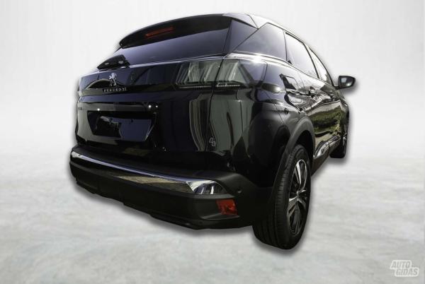 Black Peugeot 3008 2022 in Kaunas, with an engine capacity of 1.20 L and mileage of 67 thousand km for 24161 €, photo 3 on AUTOMOTO.COM.LV