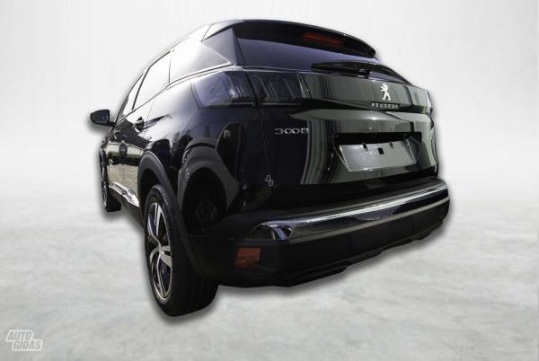 Black Peugeot 3008 2022 in Kaunas, with an engine capacity of 1.20 L and mileage of 67 thousand km for 24161 €, photo 4 on AUTOMOTO.COM.LV