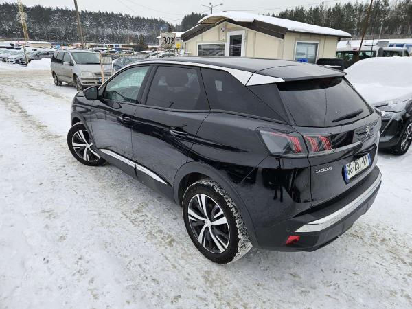Black Peugeot 3008 2022 in Vilnius, with an engine capacity of 1.20 L and mileage of 140 thousand km for 15367 €, photo 7 on AUTOMOTO.COM.LV