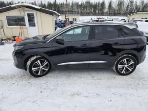 Black Peugeot 3008 2022 in Vilnius, with an engine capacity of 1.20 L and mileage of 140 thousand km for 15367 €, photo 8 on AUTOMOTO.COM.LV