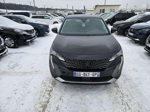 Black Peugeot 3008 2022 in Vilnius, with an engine capacity of 1.20 L and mileage of 199 thousand km for 14399 €, photo 2 on AUTOMOTO.COM.LV