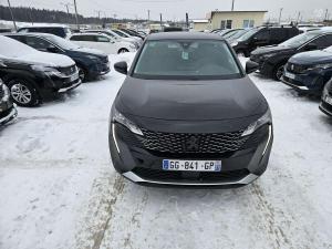 Black Peugeot 3008 2022 in Vilnius, with an engine capacity of 1.20 L and mileage of 199 thousand km for 14399 €, photo 2 on AUTOMOTO.COM.LV