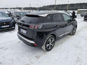 Black Peugeot 3008 2022 in Vilnius, with an engine capacity of 1.20 L and mileage of 199 thousand km for 14399 €, photo 5 on AUTOMOTO.COM.LV