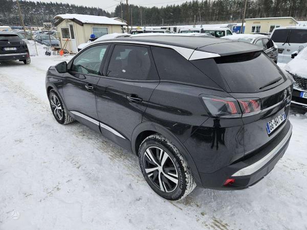 Black Peugeot 3008 2022 in Vilnius, with an engine capacity of 1.20 L and mileage of 199 thousand km for 14399 €, photo 7 on AUTOMOTO.COM.LV
