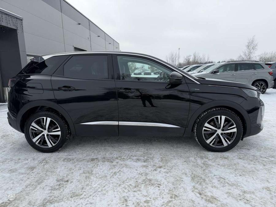 Melns Peugeot 3008 2022 Šauļi, ar dzinēja tilpumu 1.60 L un nobraukumu 82 tūkst. km par 19990 €, foto 3 vietnē AUTOMOTO.COM.LV